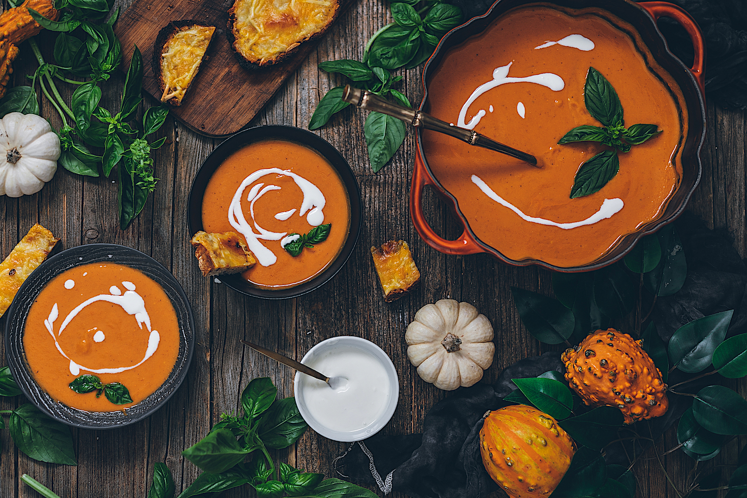 Crema de calabaza y tomate asados. La crema más rica del otoño - Loleta